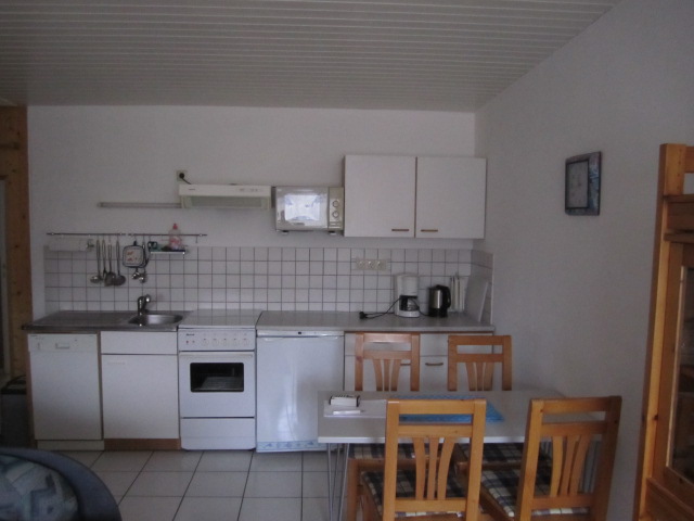 FEWO 4 Kueche - Sehlendorfer Strand